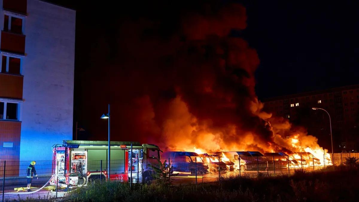 Anti-militarists claim arson of Amazon and Deutsche Telekom vehicles ...